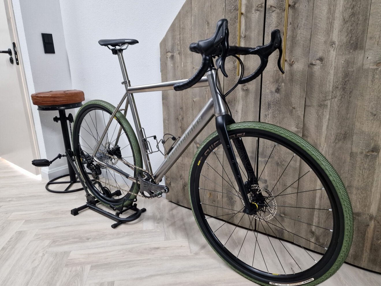 Van Nicholas Rowtag titanium gravelbike - Dacorsa